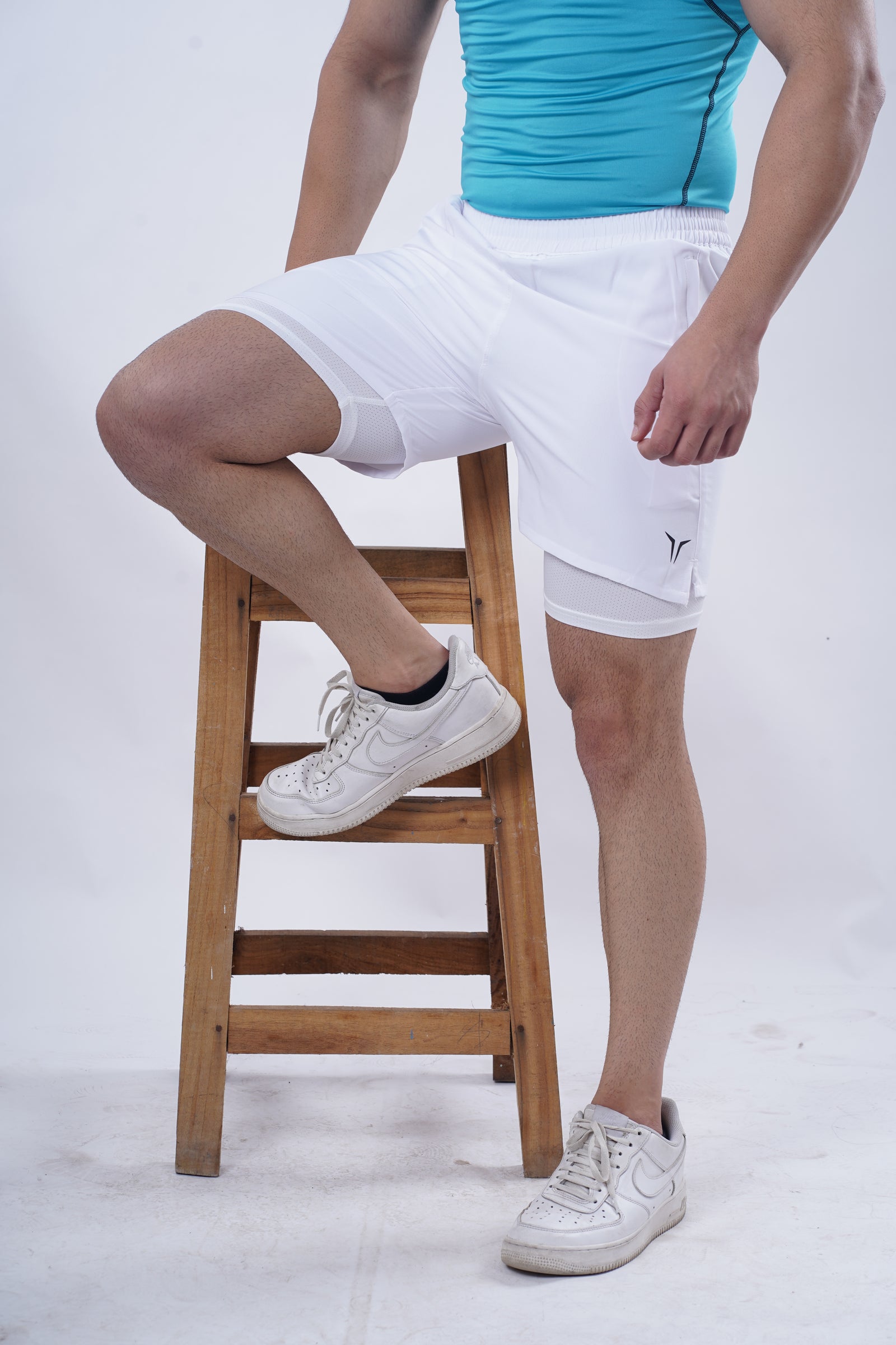 Here is the new trending gym-wear by FLEXWOLF.